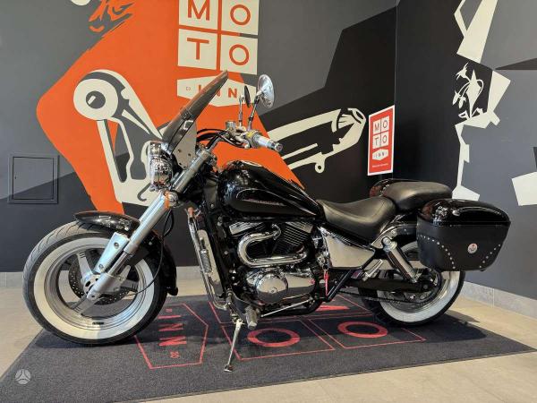 Black Suzuki Marauder 2000 in Vilnius, with an engine capacity of 0.80 L and mileage of 12 thousand km for 3299 €, photo 2 on AUTOMOTO.COM.LV