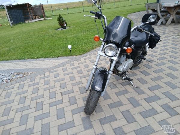 Suzuki Marauder 2000 Viļņa, ar dzinēja tilpumu 0.00 L un nobraukumu 0 tūkst. km par 1000 €, foto 3 vietnē AUTOMOTO.COM.LV