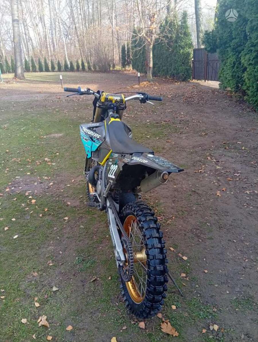Suzuki RM 2004 in Vilkaviskis, with an engine capacity of 0.25 L and mileage of 10 thousand km for 2150 €, photo 8 on AUTOMOTO.COM.LV