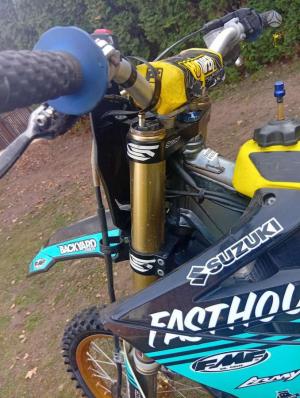 Suzuki RM 2004 in Vilkaviskis, with an engine capacity of 0.25 L and mileage of 10 thousand km for 2150 €, photo 9 on AUTOMOTO.COM.LV