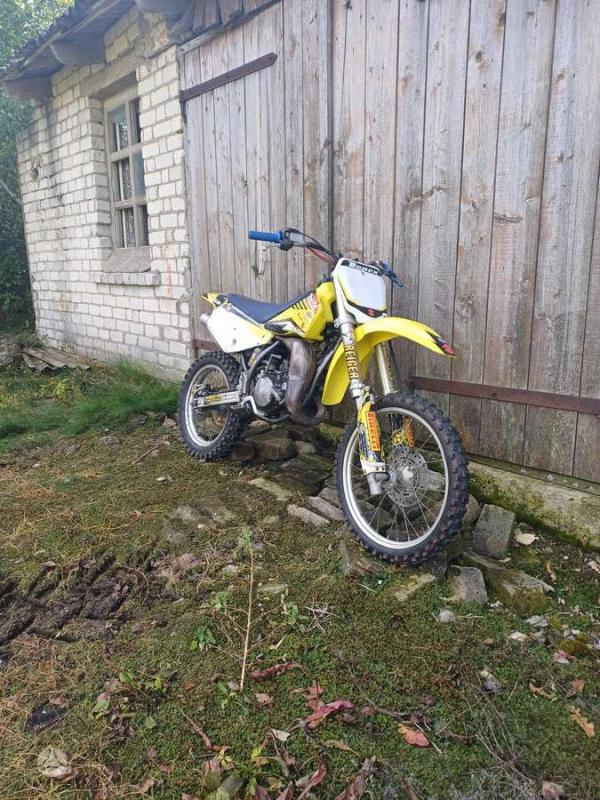 Suzuki RM 2006 in Kedainiai, with an engine capacity of 85.00 L and mileage of 1 thousand km for 1400 €, photo 4 on AUTOMOTO.COM.LV