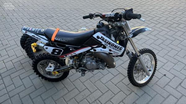Suzuki RM 2007 in Kaunas, with an engine capacity of 0.00 L and mileage of 0 thousand km for 1500 €, photo 4 on AUTOMOTO.COM.LV