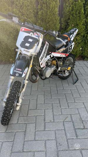 Suzuki RM 2007 Kauņa, ar dzinēja tilpumu 65.00 L un nobraukumu 111 tūkst. km par 1500 €, foto 5 vietnē AUTOMOTO.COM.LV