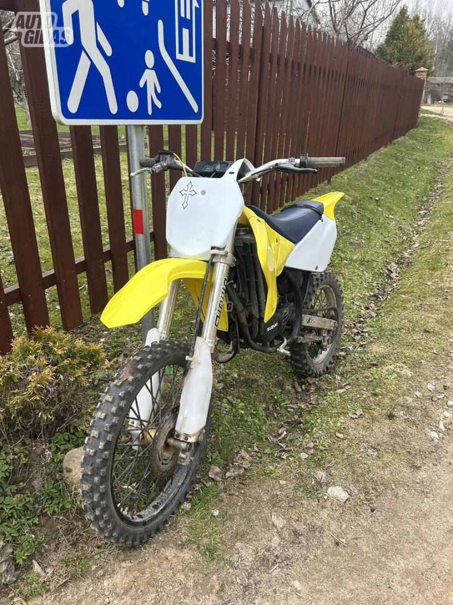 Suzuki RM 2015 Viļņa, ar dzinēja tilpumu 0.00 L un nobraukumu 0 tūkst. km par 1400 €, foto 4 vietnē AUTOMOTO.COM.LV