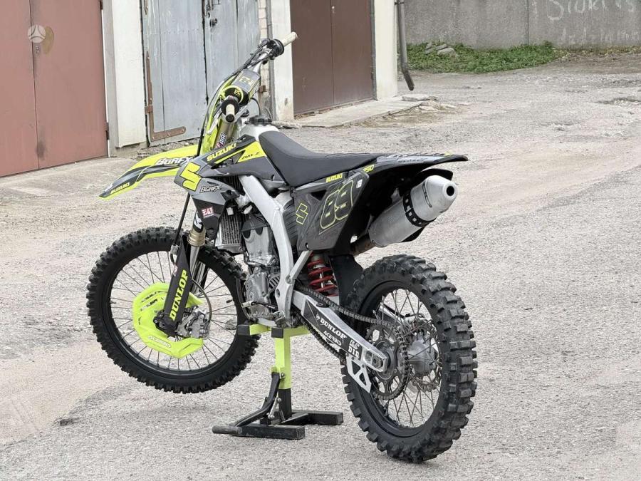 Черный Сузуки RMZ 2013 в Шилуте, объемом двигателя 0.25 л и пробегом 0 тыс. км за 2350 €, фото 4 на AUTOMOTO.COM.LV