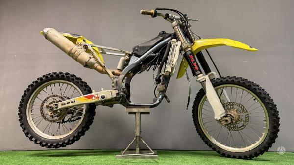 Suzuki RMZ 2005 in Rokiskis, with an engine capacity of 0.25 L and mileage of 0 thousand km for 430 €, photo 1 on AUTOMOTO.COM.LV
