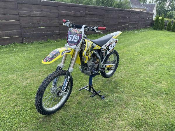 Suzuki RMZ 2007 in Ukmerge, with an engine capacity of 0.25 L and mileage of 0 thousand km for 1700 €, photo 1 on AUTOMOTO.COM.LV