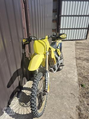 Сузуки RMZ 2010 в Радвилишкис, объемом двигателя 0.25 л и пробегом 0 тыс. км за 1550 €, фото  на AUTOMOTO.COM.LV