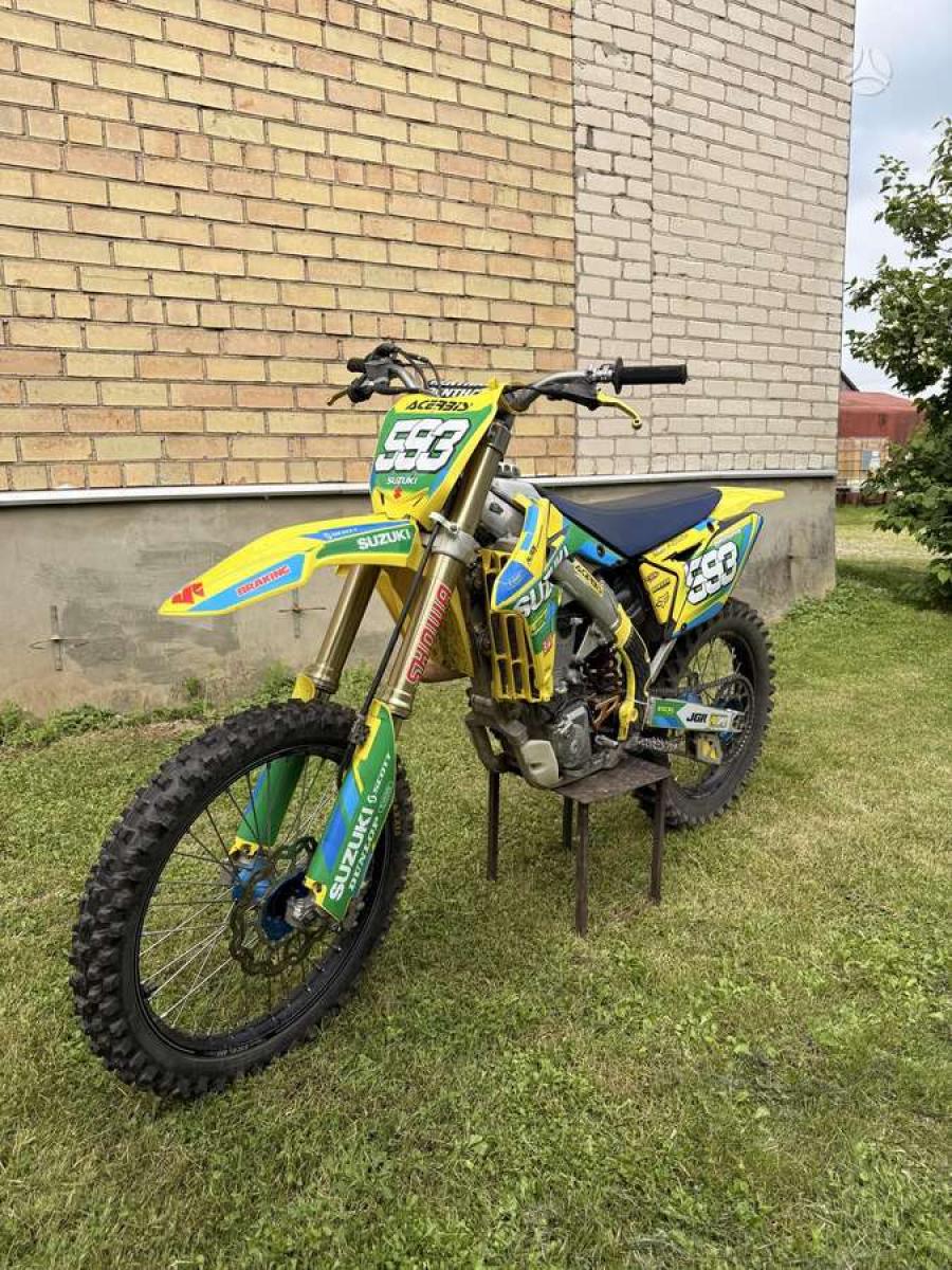Suzuki RMZ 2011 in Vilkaviskis, with an engine capacity of 0.45 L and mileage of 80 thousand km for 2400 €, photo 3 on AUTOMOTO.COM.LV