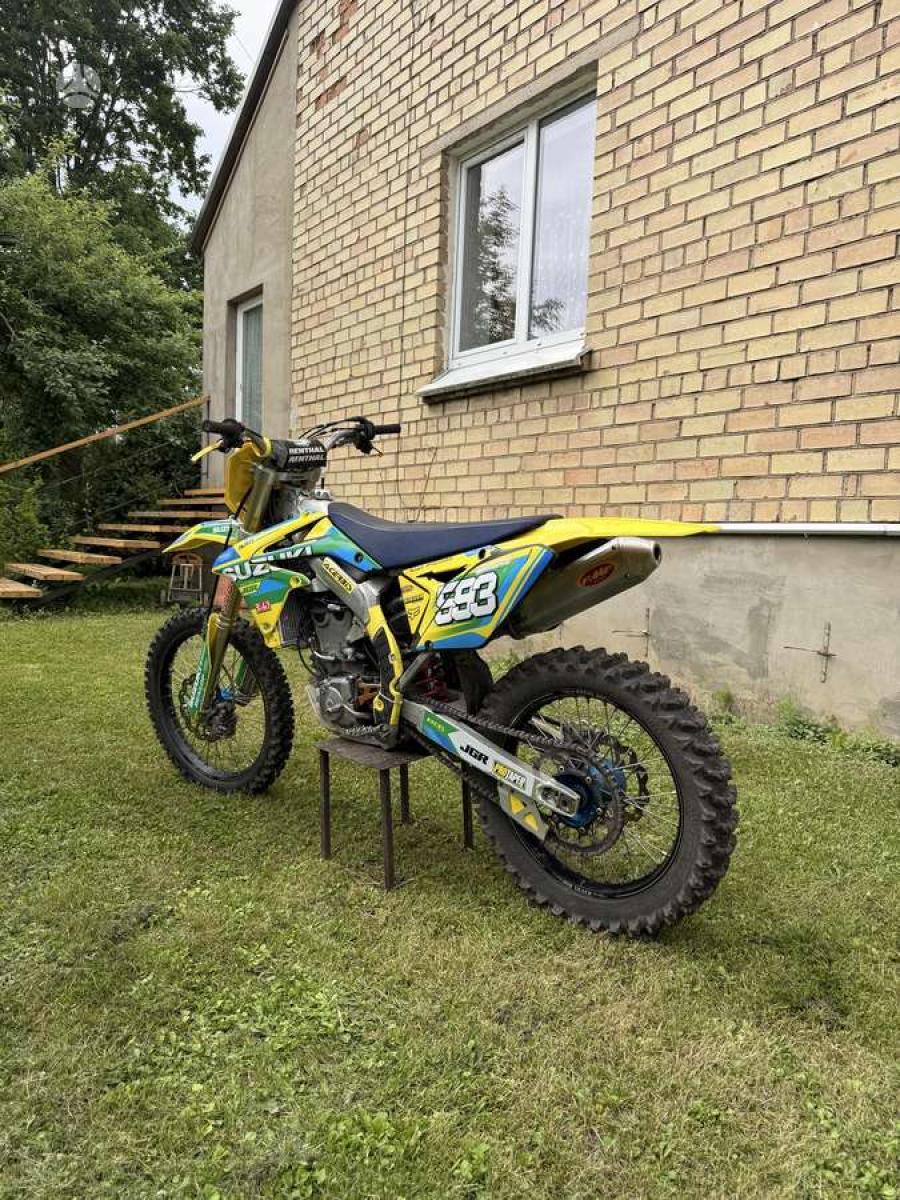 Suzuki RMZ 2011 in Vilkaviskis, with an engine capacity of 0.45 L and mileage of 80 thousand km for 2400 €, photo 4 on AUTOMOTO.COM.LV