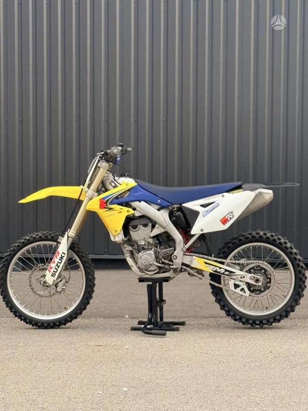 Suzuki RMZ 2013 in Mazeikiai, with an engine capacity of 0.45 L and mileage of 0 thousand km for 2480 €, photo 2 on AUTOMOTO.COM.LV