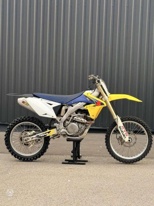 Suzuki RMZ 2013 in Mazeikiai, with an engine capacity of 0.45 L and mileage of 0 thousand km for 2480 €, photo 5 on AUTOMOTO.COM.LV