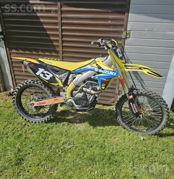 Сузуки RMZ 2016 в Рига, объемом двигателя 0.45 л и пробегом 0 тыс. км за 2500 €, фото 1 на AUTOMOTO.COM.LV