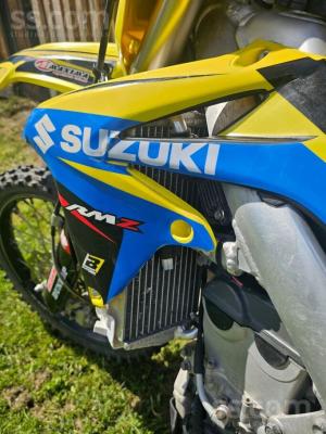 Suzuki RMZ 2016 in Riga, with an engine capacity of 0.45 L and mileage of 0 thousand km for 2500 €, photo 4 on AUTOMOTO.COM.LV