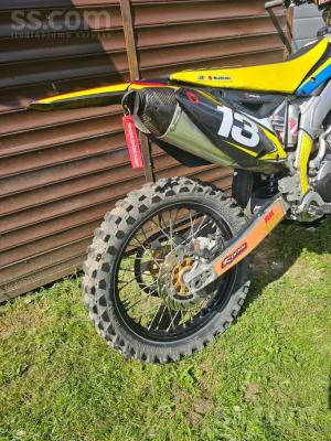Suzuki RMZ 2016 in Riga, with an engine capacity of 0.45 L and mileage of 0 thousand km for 2500 €, photo 5 on AUTOMOTO.COM.LV