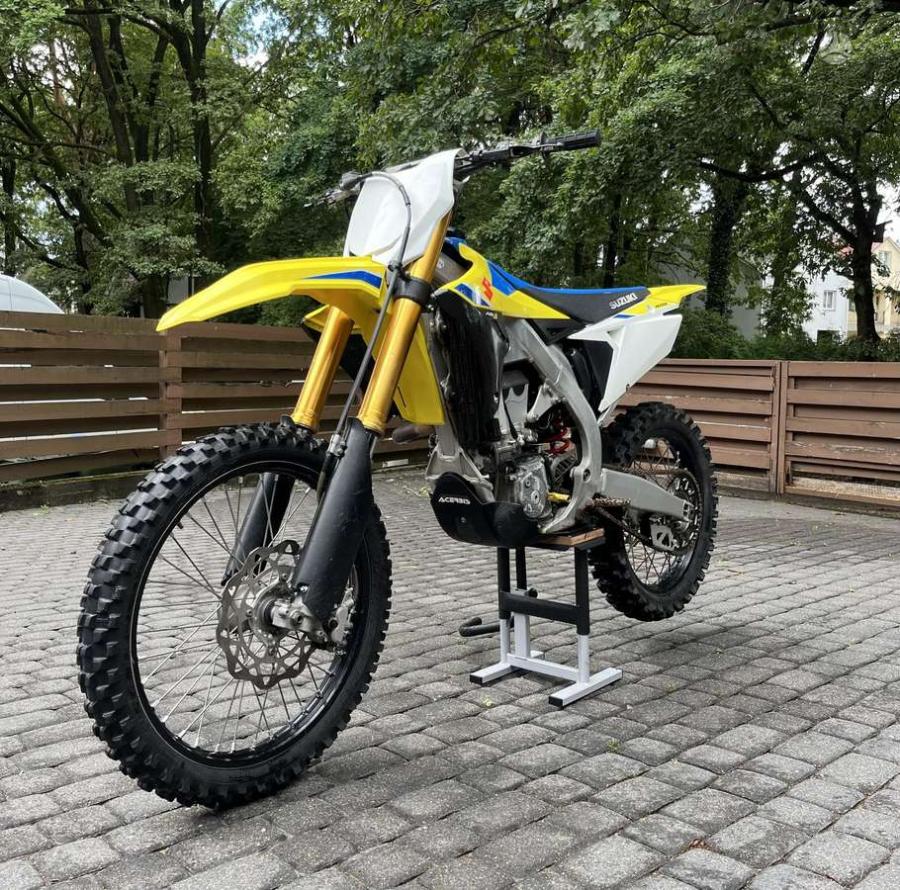 Suzuki RMZ 2019 in Kaunas, with an engine capacity of 0.45 L and mileage of 0 thousand km for 3300 €, photo 3 on AUTOMOTO.COM.LV
