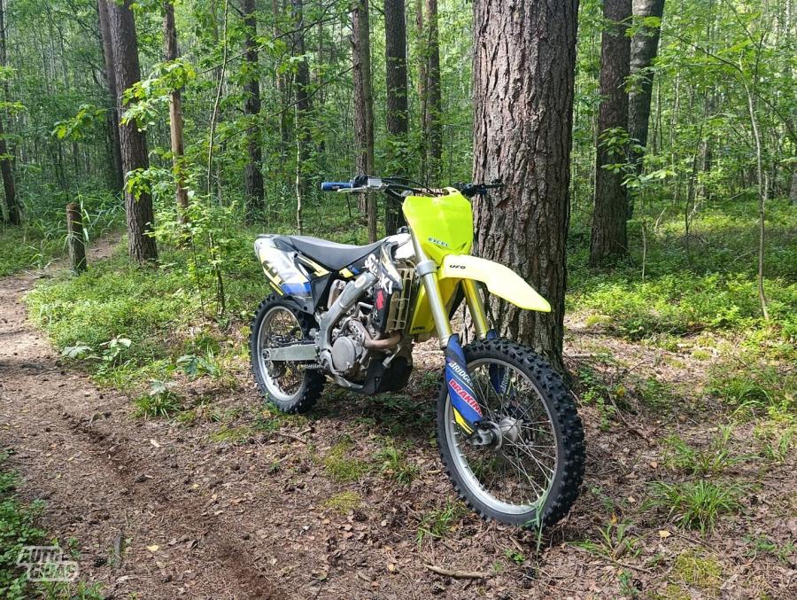Yellow Suzuki RMZ 2016 in Mazeikiai, with an engine capacity of 0.45 L and mileage of 0 thousand km for 2750 €, photo 1 on AUTOMOTO.COM.LV