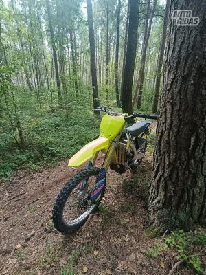 Yellow Suzuki RMZ 2016 in Mazeikiai, with an engine capacity of 0.45 L and mileage of 0 thousand km for 2750 €, photo 5 on AUTOMOTO.COM.LV