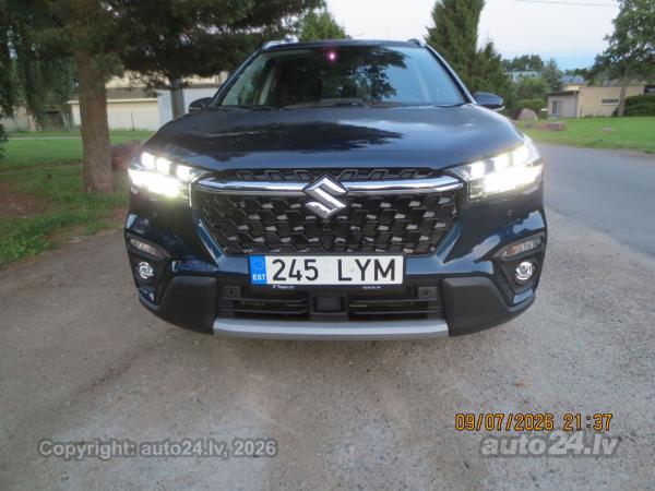 Blue Suzuki S-Cross 2024 in Tallinn, with an engine capacity of 1.50 L and mileage of 7 thousand km for 29100 €, photo 1 on AUTOMOTO.COM.LV