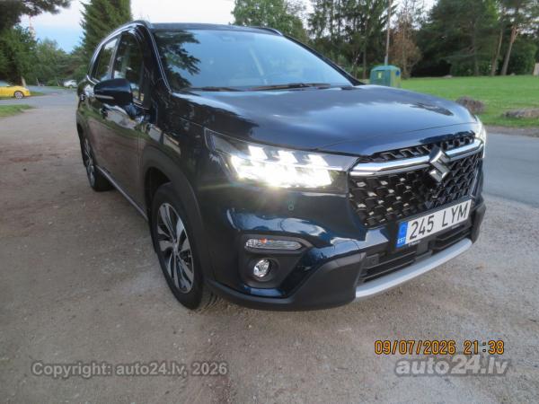 Blue Suzuki S-Cross 2024 in Tallinn, with an engine capacity of 1.50 L and mileage of 7 thousand km for 29100 €, photo 3 on AUTOMOTO.COM.LV
