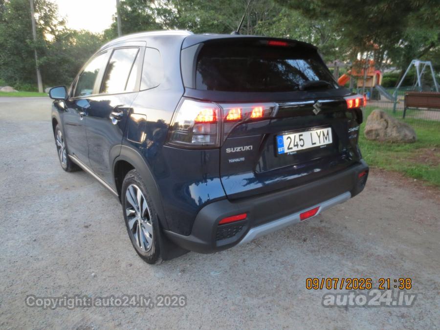 Blue Suzuki S-Cross 2024 in Tallinn, with an engine capacity of 1.50 L and mileage of 7 thousand km for 29100 €, photo 6 on AUTOMOTO.COM.LV