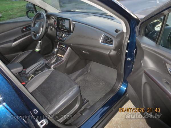 Blue Suzuki S-Cross 2024 in Tallinn, with an engine capacity of 1.50 L and mileage of 7 thousand km for 29100 €, photo 10 on AUTOMOTO.COM.LV