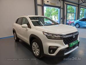 White Suzuki S-Cross 2023 in Tallinn, with an engine capacity of 1.50 L and mileage of 53 thousand km for 27499 €, photo 3 on AUTOMOTO.COM.LV