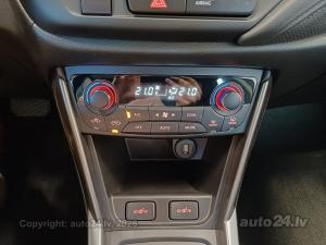 White Suzuki S-Cross 2023 in Tallinn, with an engine capacity of 1.50 L and mileage of 53 thousand km for 27499 €, photo 16 on AUTOMOTO.COM.LV
