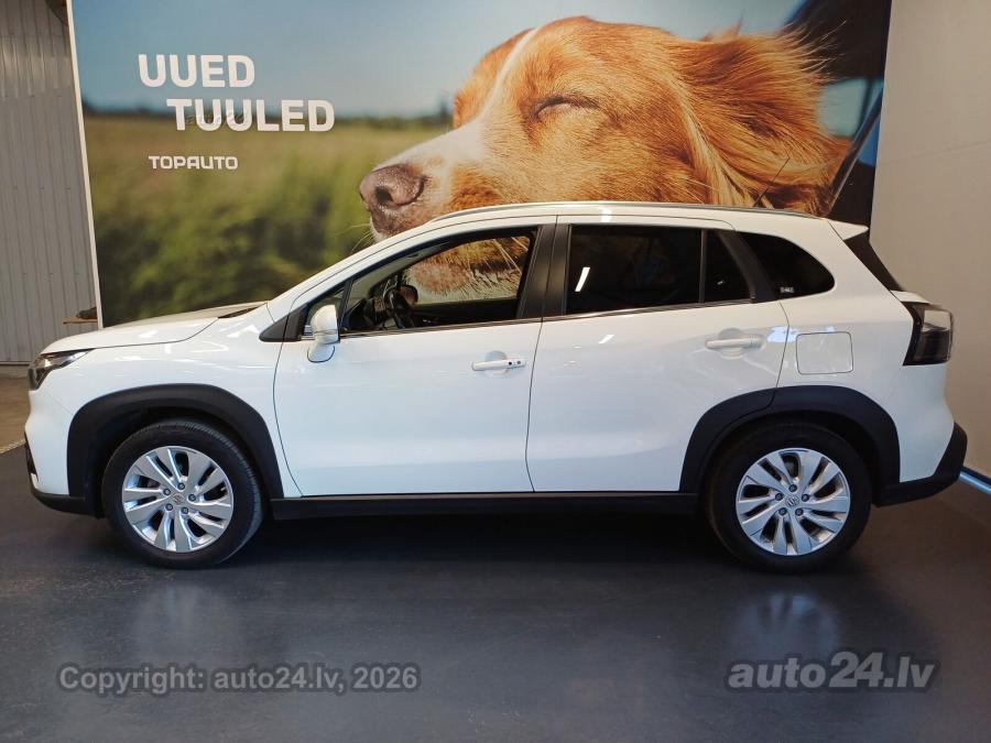 White Suzuki S-Cross 2023 in Tallinn, with an engine capacity of 1.50 L and mileage of 53 thousand km for 27499 €, photo 22 on AUTOMOTO.COM.LV
