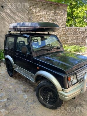 Melns Suzuki Samurai 1999 Liepāja, ar dzinēja tilpumu 1.90 L un nobraukumu 224 tūkst. km par 4500 €, foto 3 vietnē AUTOMOTO.COM.LV