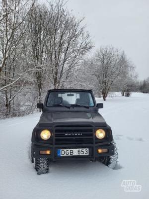 Suzuki Samurai 1987 in Vilnius, with an engine capacity of 1.30 L and mileage of 207 thousand km for 1999 €, photo 6 on AUTOMOTO.COM.LV