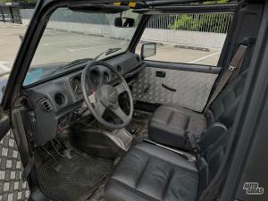 Suzuki Samurai 1987 in Vilnius, with an engine capacity of 1.30 L and mileage of 207 thousand km for 1999 €, photo 8 on AUTOMOTO.COM.LV