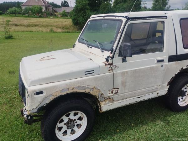 Suzuki Samurai 1988 Šilalė, ar dzinēja tilpumu 1.30 L un nobraukumu 0 tūkst. km par 3000 €, foto 4 vietnē AUTOMOTO.COM.LV