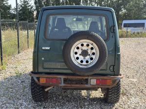 Suzuki Samurai 2000 in Vilnius, with an engine capacity of 1.30 L and mileage of 108 thousand km for 5000 €, photo 6 on AUTOMOTO.COM.LV