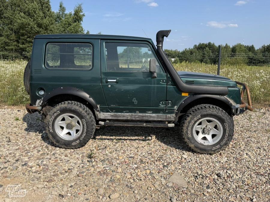 Suzuki Samurai 2000 in Vilnius, with an engine capacity of 1.30 L and mileage of 108 thousand km for 5000 €, photo 7 on AUTOMOTO.COM.LV