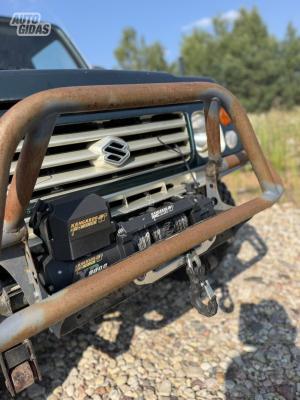 Suzuki Samurai 2000 in Vilnius, with an engine capacity of 1.30 L and mileage of 108 thousand km for 5000 €, photo 16 on AUTOMOTO.COM.LV