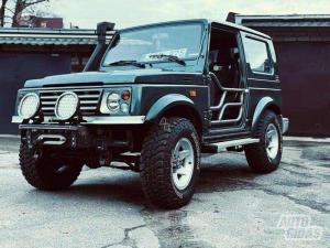 Suzuki Samurai 2000 in Vilnius, with an engine capacity of 1.30 L and mileage of 108 thousand km for 5000 €, photo 20 on AUTOMOTO.COM.LV