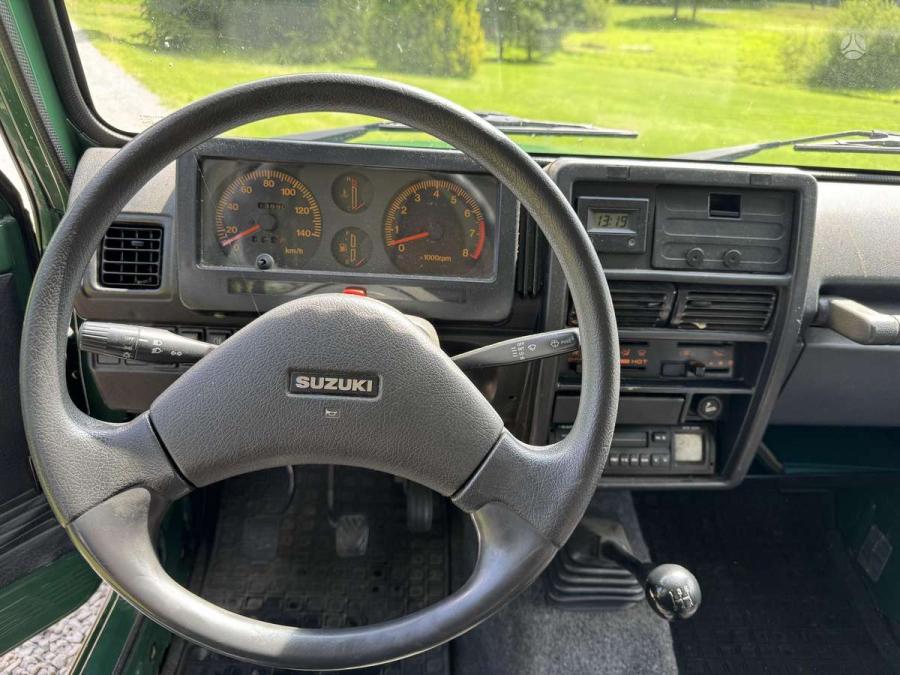 Zaļš Suzuki Samurai 1998 Kelmė, ar dzinēja tilpumu 1.32 L un nobraukumu 139 tūkst. km par 2700 €, foto 10 vietnē AUTOMOTO.COM.LV