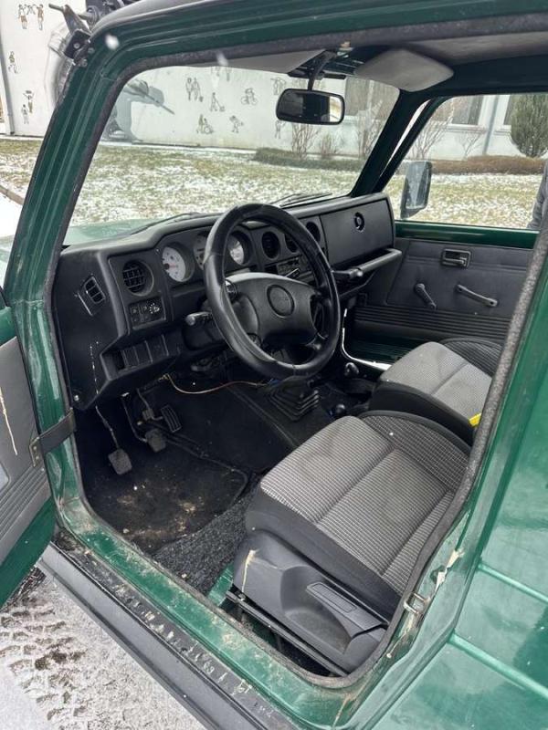 Зеленый Сузуки Самурай 1999 в Каунас, объемом двигателя 1.90 л и пробегом 83 тыс. км за 4200 €, фото 9 на AUTOMOTO.COM.LV