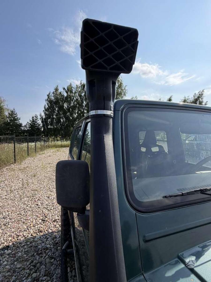 Green Suzuki Samurai 2000 in Vilnius, with an engine capacity of 1.30 L and mileage of 108 thousand km for 5000 €, photo 13 on AUTOMOTO.COM.LV