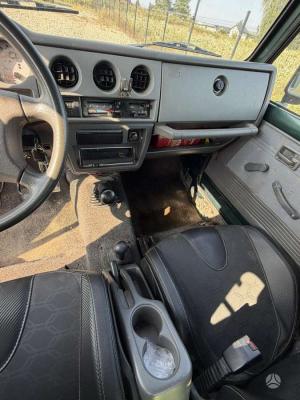 Green Suzuki Samurai 2000 in Vilnius, with an engine capacity of 1.30 L and mileage of 108 thousand km for 5000 €, photo 15 on AUTOMOTO.COM.LV
