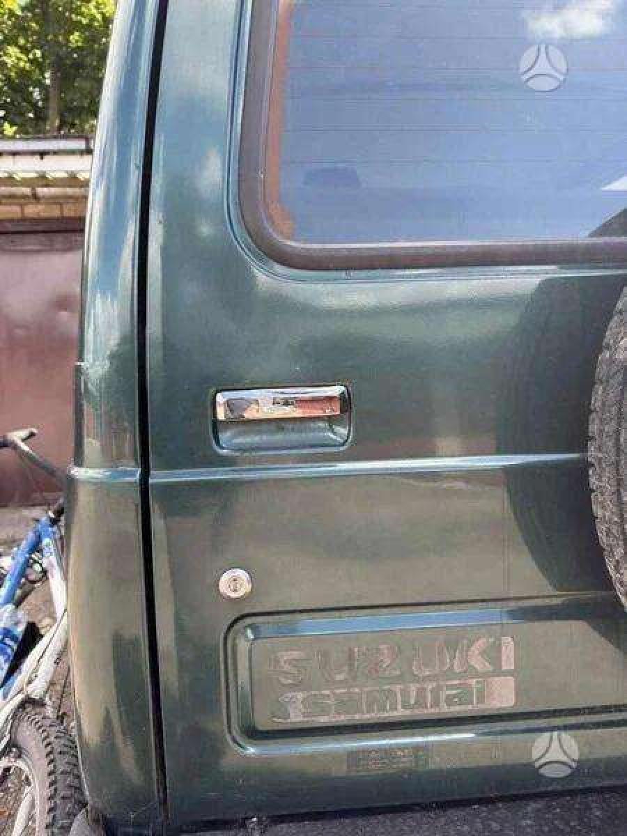 Green Suzuki Samurai 2000 in Vilnius, with an engine capacity of 1.30 L and mileage of 108 thousand km for 5000 €, photo 19 on AUTOMOTO.COM.LV