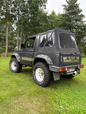 Pelēks Suzuki Samurai 1998 Liepāja, ar dzinēja tilpumu 1.60 L un nobraukumu 30 tūkst. km par 12000 €, foto 3 vietnē AUTOMOTO.COM.LV