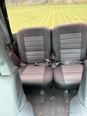 Pelēks Suzuki Samurai 1998 Liepāja, ar dzinēja tilpumu 1.60 L un nobraukumu 30 tūkst. km par 12000 €, foto 10 vietnē AUTOMOTO.COM.LV
