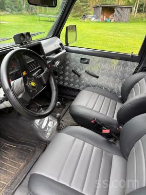 Pelēks Suzuki Samurai 1998 Liepāja, ar dzinēja tilpumu 1.60 L un nobraukumu 30 tūkst. km par 12000 €, foto 12 vietnē AUTOMOTO.COM.LV