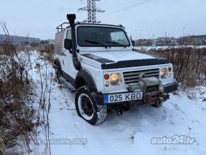 Balts Suzuki Samurai 1999 Tartu, ar dzinēja tilpumu 1.90 L un nobraukumu 103 tūkst. km par 6500 €, foto 2 vietnē AUTOMOTO.COM.LV