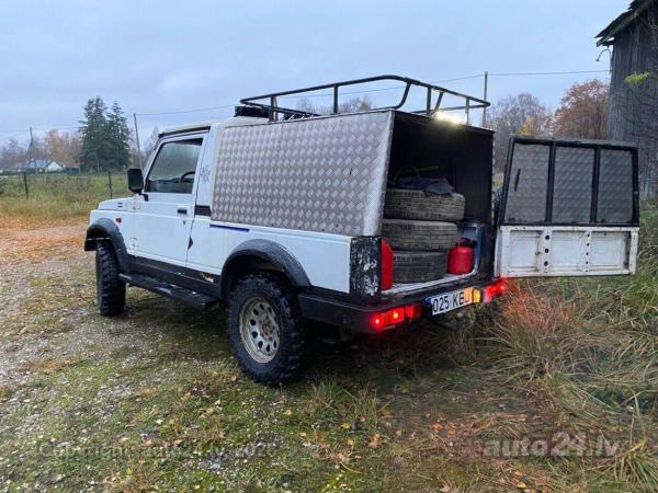 Balts Suzuki Samurai 1999 Tartu, ar dzinēja tilpumu 1.90 L un nobraukumu 103 tūkst. km par 6500 €, foto 10 vietnē AUTOMOTO.COM.LV