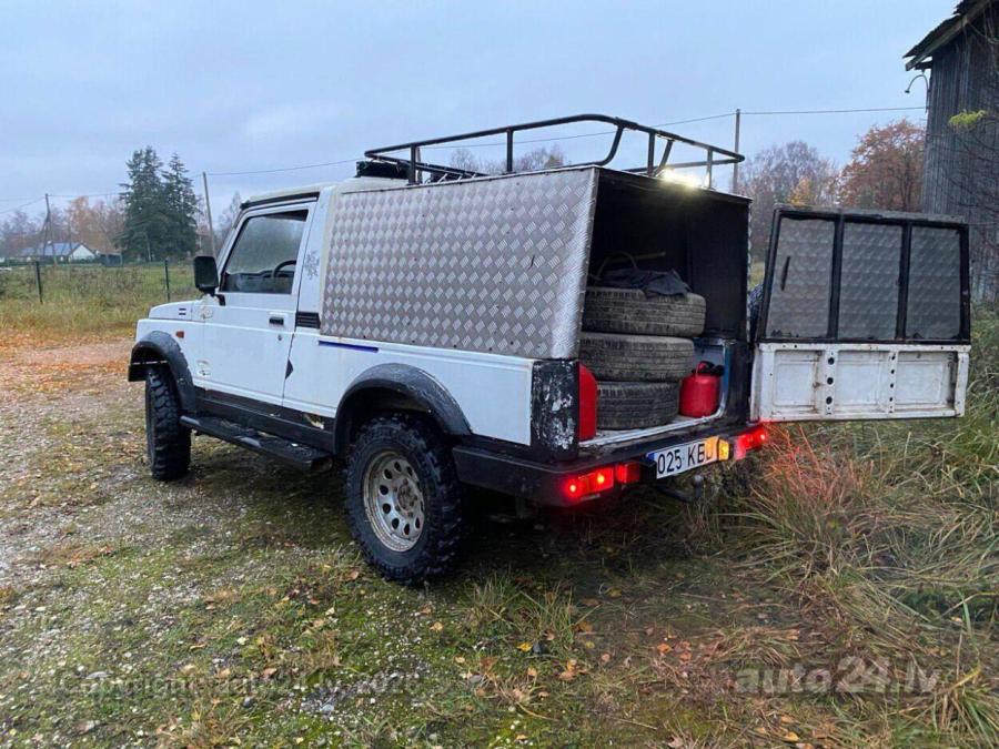 Balts Suzuki Samurai 1999 Tartu, ar dzinēja tilpumu 1.90 L un nobraukumu 103 tūkst. km par 6500 €, foto 10 vietnē AUTOMOTO.COM.LV