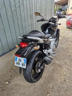 Melns Suzuki SFV 2010 Šauļi, ar dzinēja tilpumu 0.65 L un nobraukumu 22 tūkst. km par 2650 €, foto 7 vietnē AUTOMOTO.COM.LV