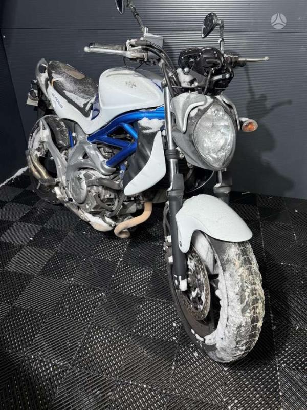 Suzuki SFV 2010 in Taurage, with an engine capacity of 0.65 L and mileage of 20 thousand km for 1950 €, photo 1 on AUTOMOTO.COM.LV